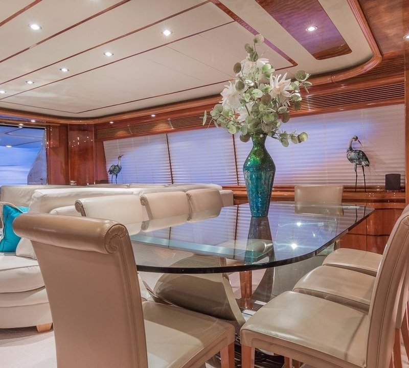 New Ferretti 870 Motor Yacht TAI HE BAN Special Edition – Best Semi ...